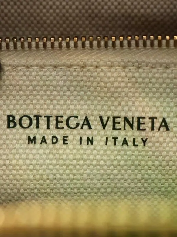 Bottega Veneta 2000-2026 Canvas Cassette Shoulder Bag