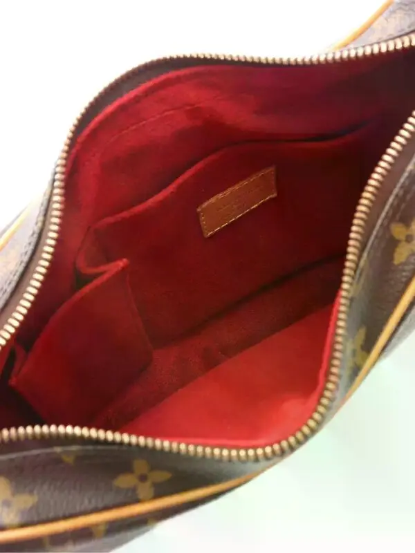 LOUIS VUITTON 2003 Monogram Croissant Mm Hobo Bag