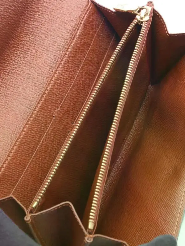 LOUIS VUITTON 2005 Mogram Porte Monnaie Credit Wallet Long Wallets