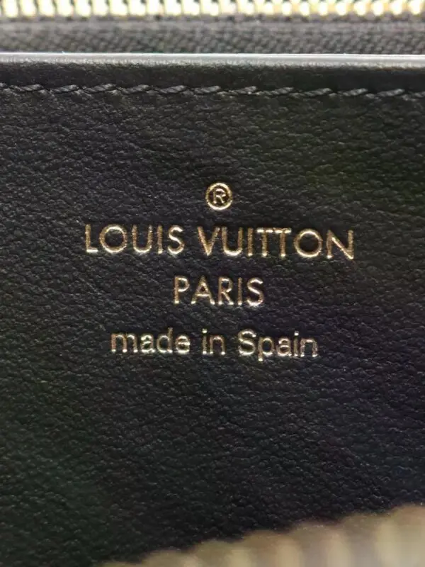 LOUIS VUITTON 2021-2026 Monogram Mahina Zippy Wallet Long Wallets