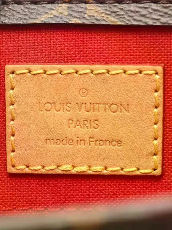 LOUIS VUITTON 2000-2026 Monogram Sac Plat Bb Satchel