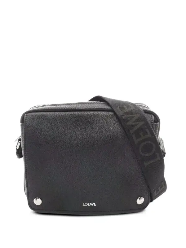 Loewe 2000-2026 Medium Leather Pebble Messenger Bag Crossbody Bag