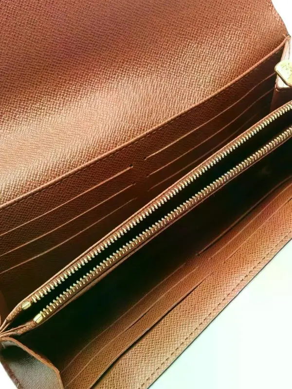 LOUIS VUITTON 2021-2026 Monogram Sarah Wallet Long Wallets