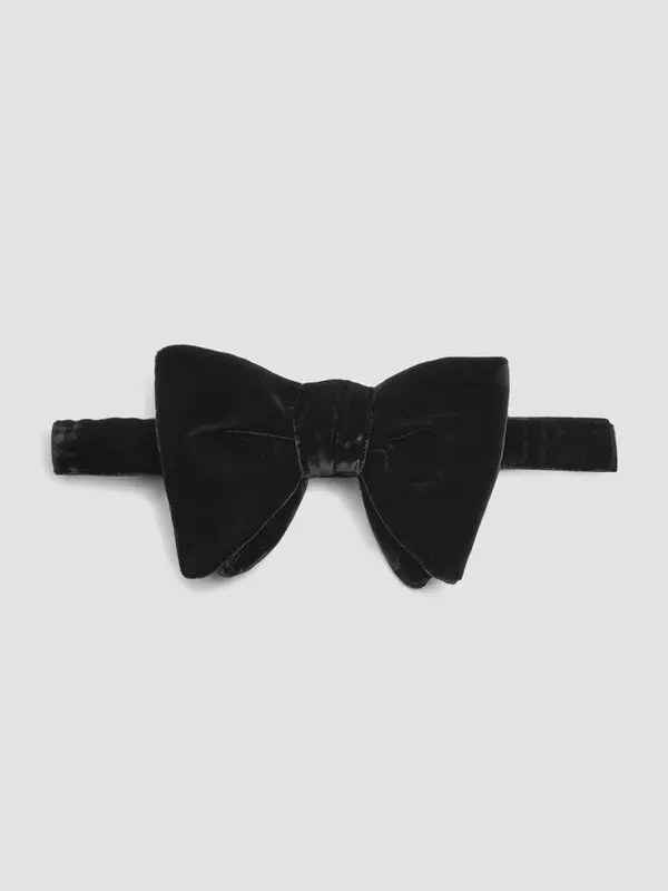 TOM FORD Velvet Pre-tied Bow Tie - Black