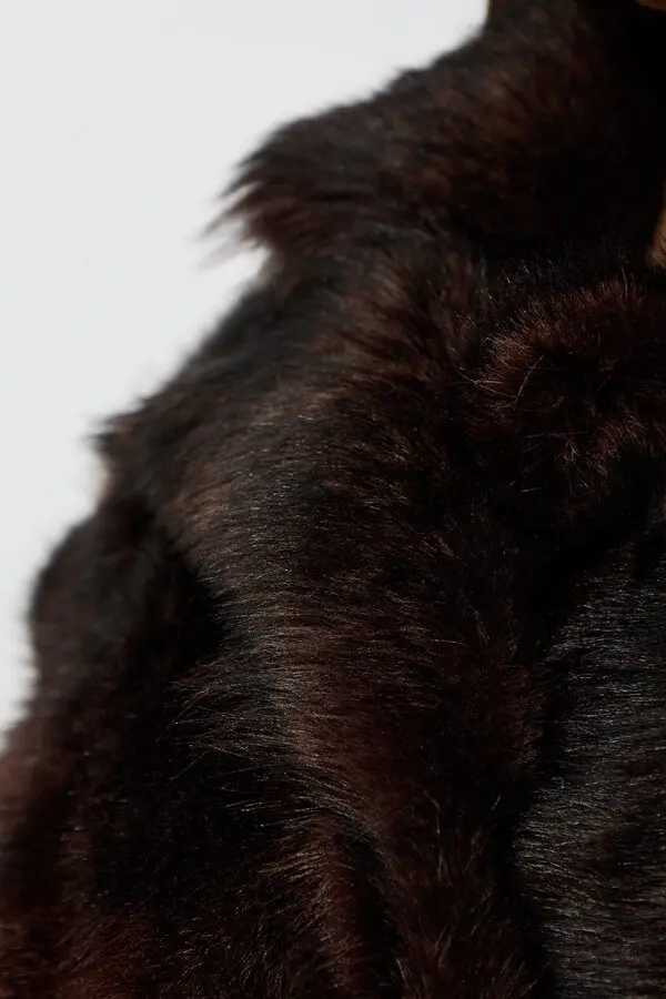 THE MANNEI Short Fur Coat With Belt