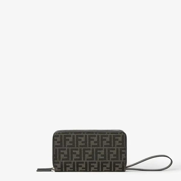 Fendi Standing Clutch - Brown