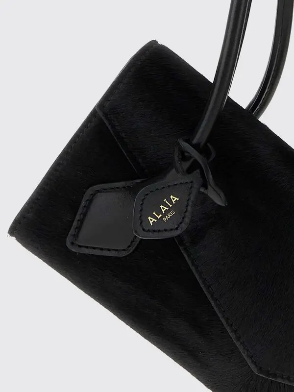 Alaïa Le Teckel Flap Leather Shoulder Bag With Envelope Closure