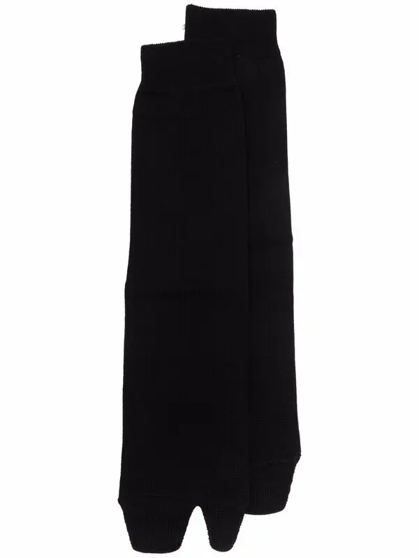 MAISON MARGIELA Tabi Ribbed-knit Socks