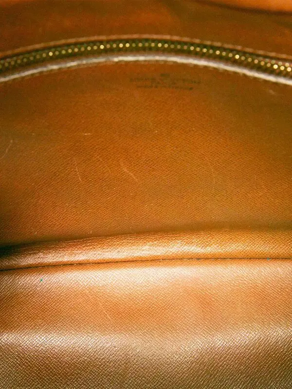 LOUIS VUITTON 1988 Monogram Trocadero 30 Crossbody Bag