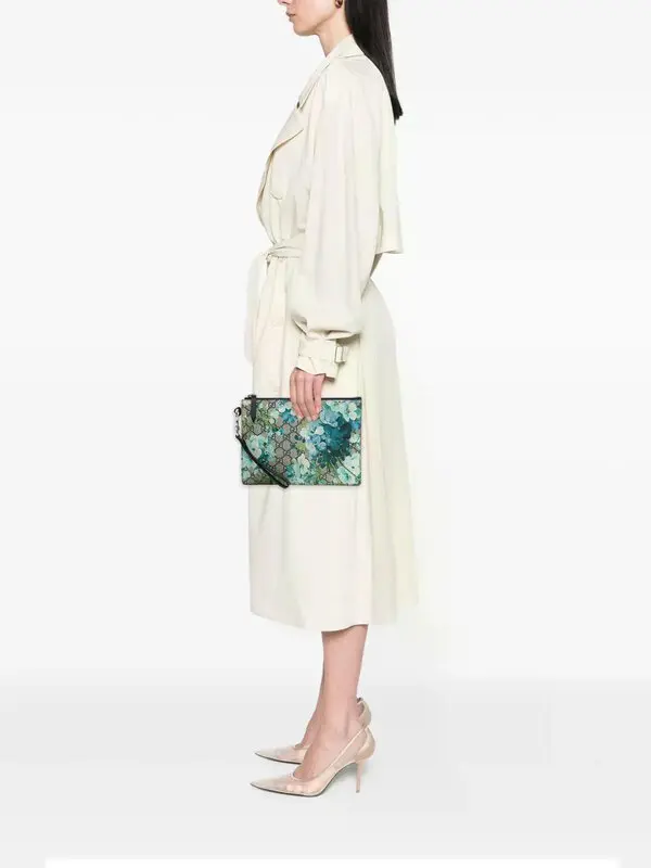 Gucci 2000-2015 Gg Supreme Blooms Clutch Bag