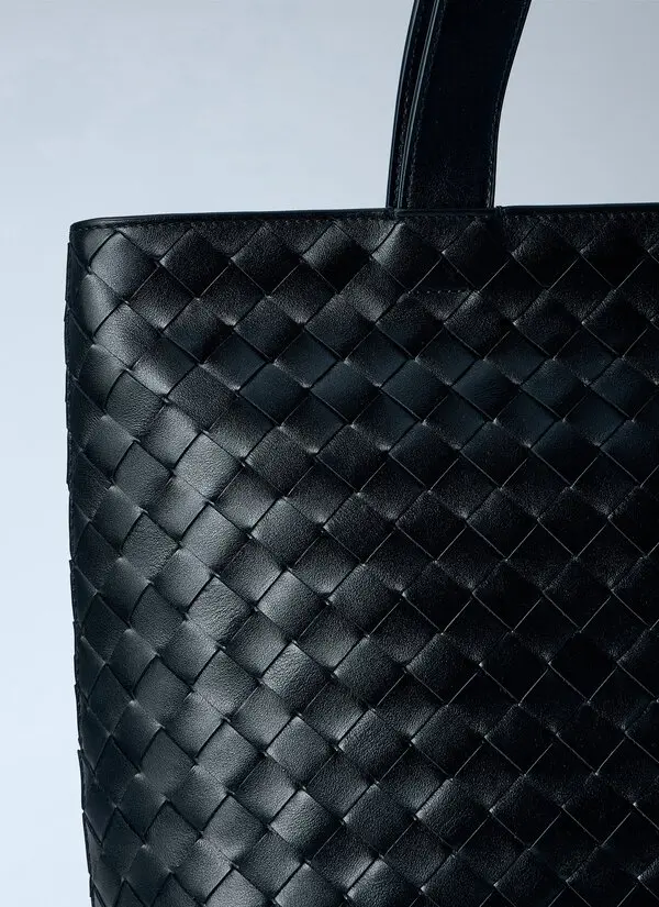 Bottega Veneta Small Intrecciato Zipped Tote