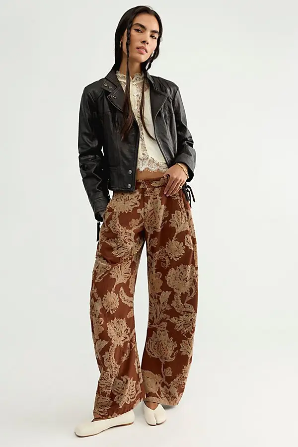 Free People Spotlight Printed Barrel Trousers - Chocolate Combo