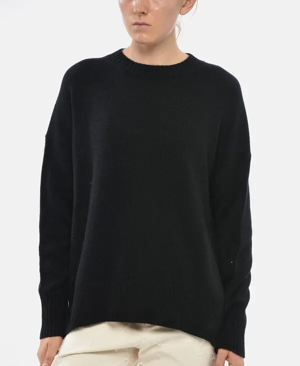 ALLUDE Crewneck Sweater