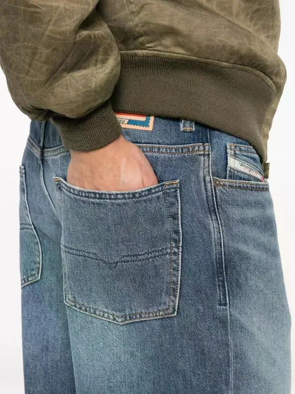 DIESEL® 2001 D-macro Distressed Straight-leg Jeans