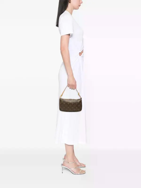 LOUIS VUITTON 2001 Monogram Pochette Accessoires Shoulder Bag