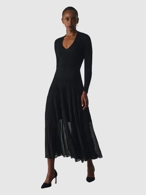 The Fold Fiora Stretch Knit Dress