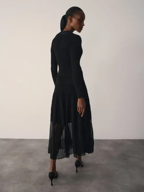 The Fold Fiora Stretch Knit Dress