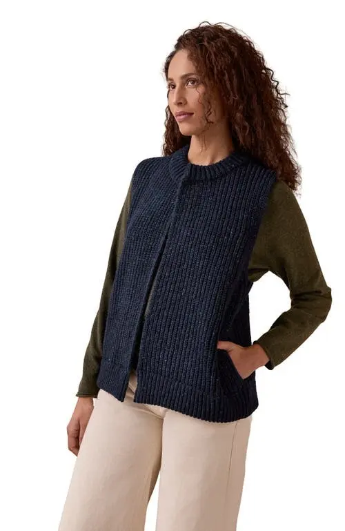 CELTIC & CO. Donegal Edge To Edge Vest