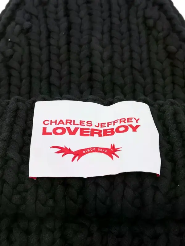 CHARLES JEFFREY Chunky-knit Logo-patch Beanie Hat