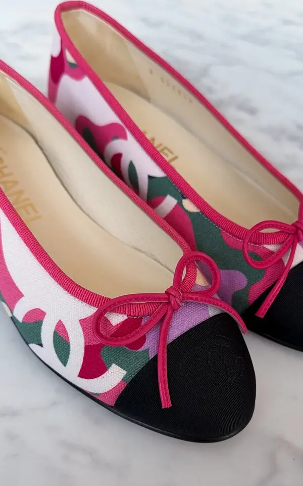DEAR CLEMENTINE VINTAGE Chanel Pink Multicolor Camellia & Cc Print Ballet Flats