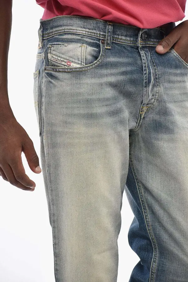 DIESEL® D-finitive Tapered-leg Jeans