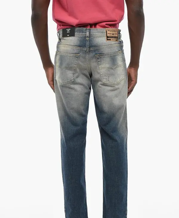 DIESEL® D-finitive Tapered-leg Jeans