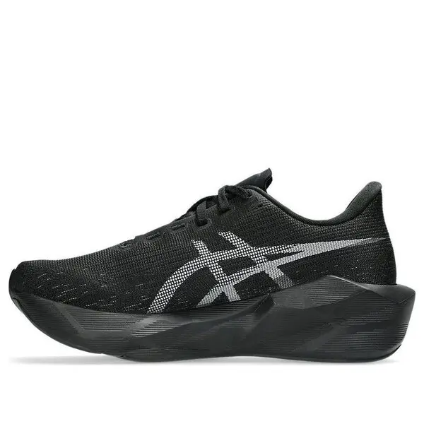 Asics Novablast 'black