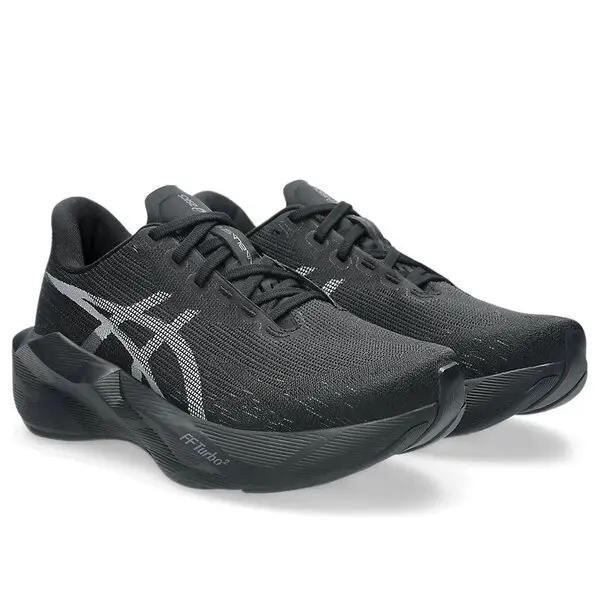 Asics Novablast 'black