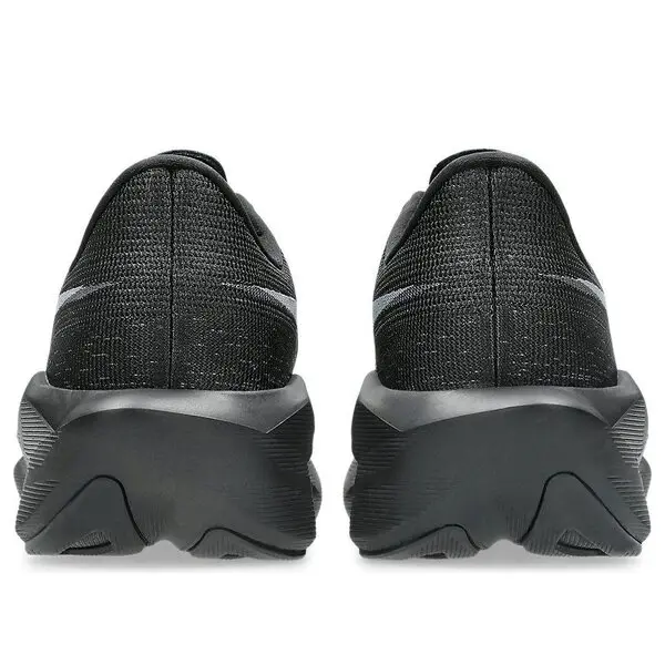 Asics Novablast 'black