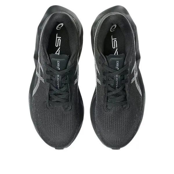 Asics Novablast 'black