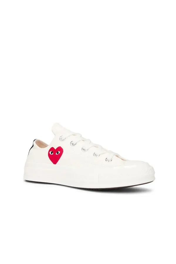 Play Comme Des Garcon Small Red Heart Low Top Sneaker