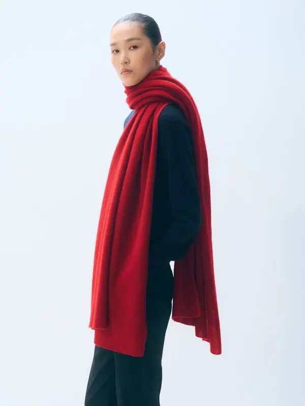 WHITE & WARREN Cashmere Travel Wrap In Size