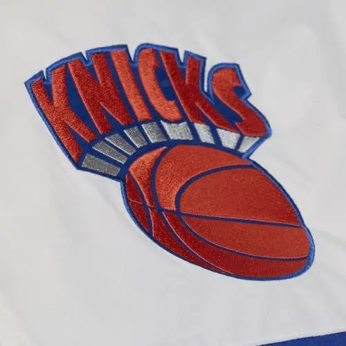 Mitchell & Ness New York Knicks Head Coach Lightweight Anorak Quarter-zip Windbreaker