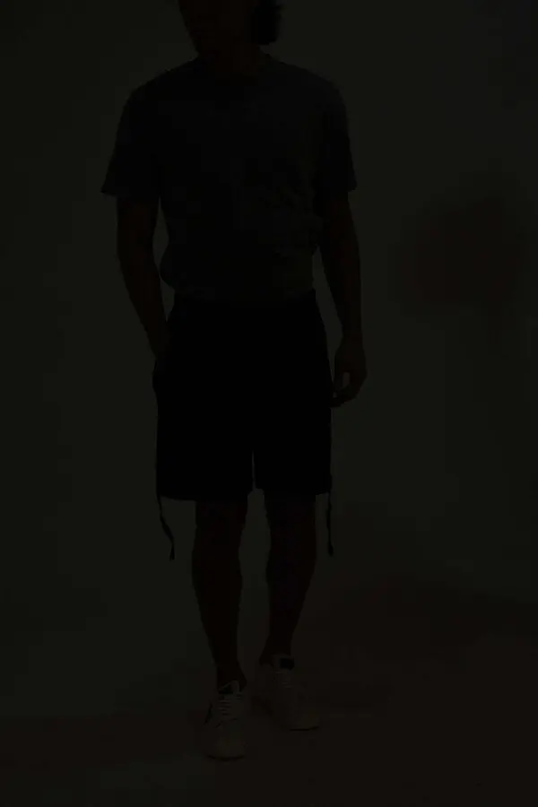 N.21 Side-zip Embossed Logo Shorts