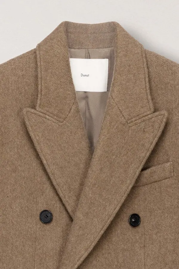 DUNST Tailored Double-breasted Coat Camel