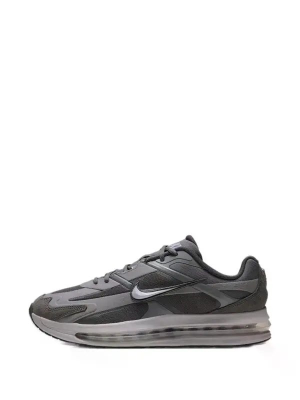 Nike Air Max Metro Sneakers - Grey