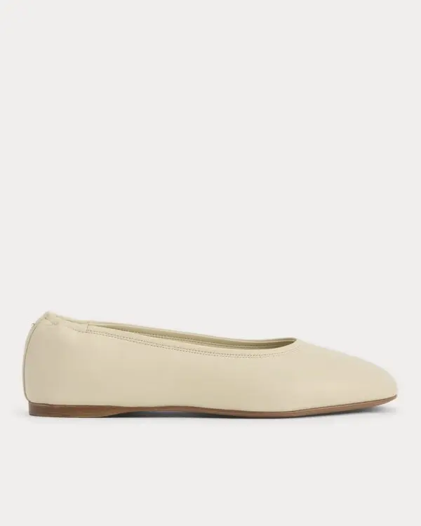 Everlane Italian Nappa Leather Gathered Flats - Crema