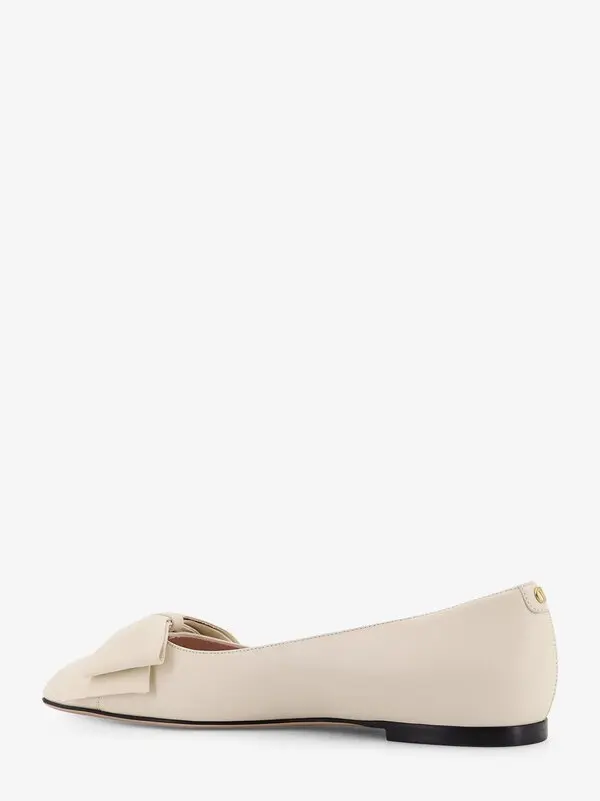 Valentino Garavani Leather Ballerinas With Bow Detailing - White