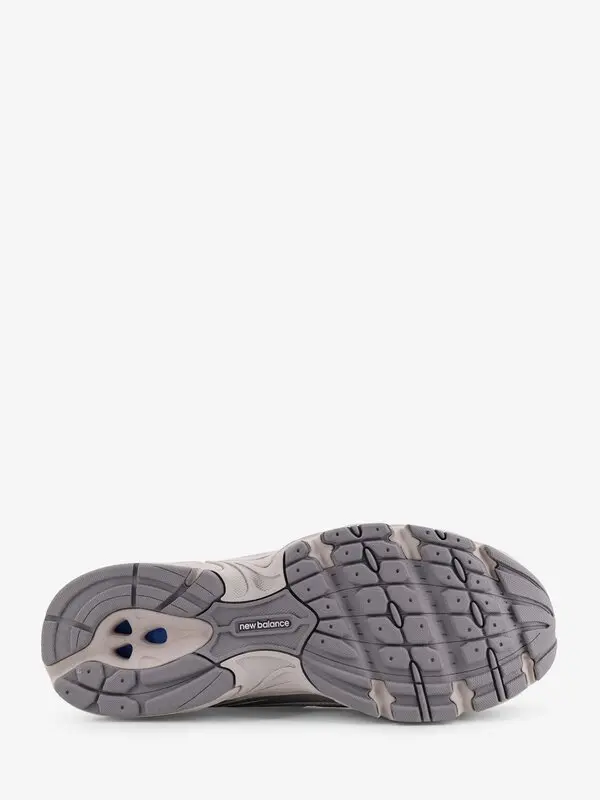 NEW BALANCE 7405 Mesh Sneakers - Grey