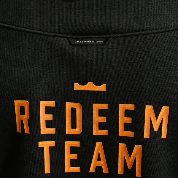 Nike Lebron "out For Redemption" Therma-fit Basketball Hoodie