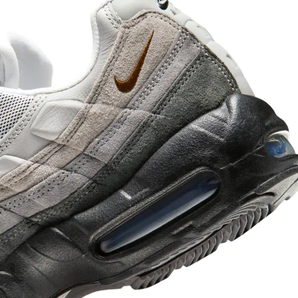 Nike Air Max 95 Sneakers - Black