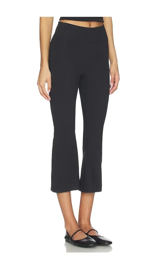 437 The Perfect Capri Pants