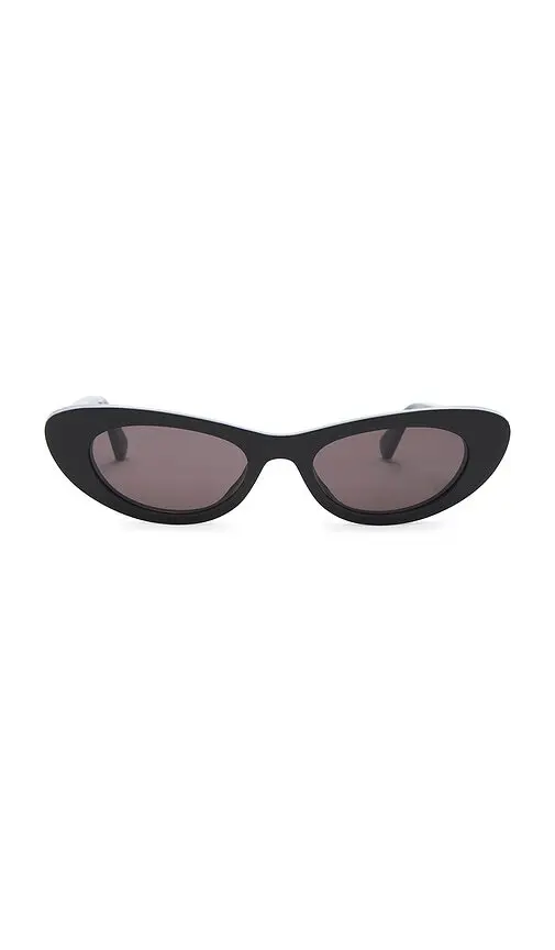 Bottega Veneta Cat Eye Sunglasses - Black