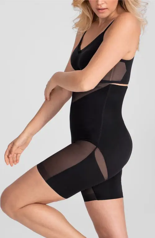 HONEYLOVE Superpower Shorts - Runway