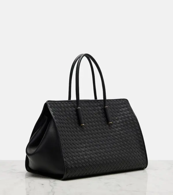 Bottega Veneta Barbara Medium Leather Tote Bag - Black