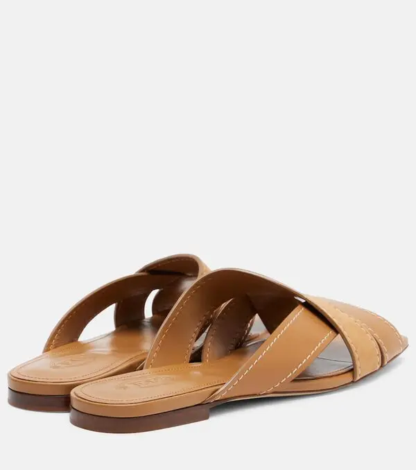 TOD'S Leather Slides - Brown