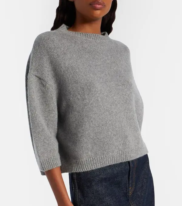 Khaite Sabina Cropped Cashmere Sweater