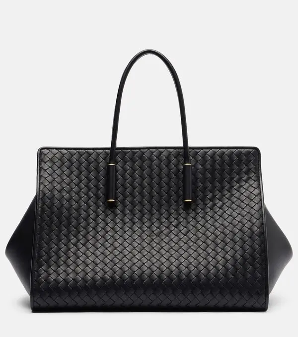 Bottega Veneta Barbara Medium Leather Tote Bag - Black