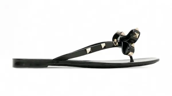 Valentino Garavani Rubber Rockstud Thong