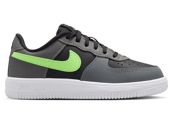 Nike Force 1 Low Top Sneakers